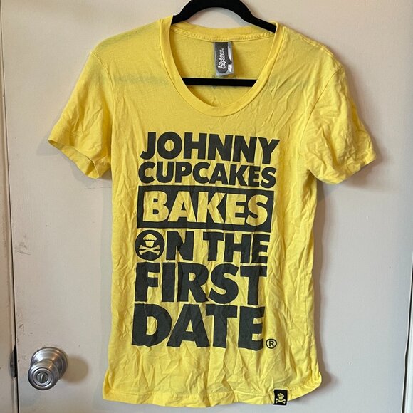 Johnny Cupcakes | Tops | Johnny Cupcakes Tshirt | Poshmark